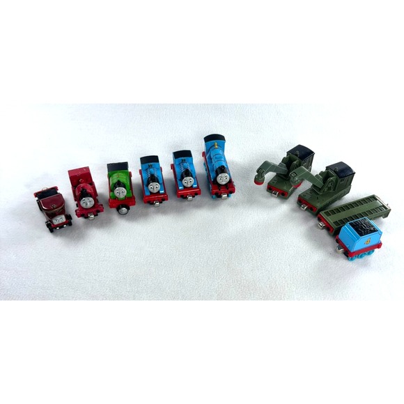 Thomas & Friends | Toys | Thomas The Train Friends Magnetic Wooden Die ...